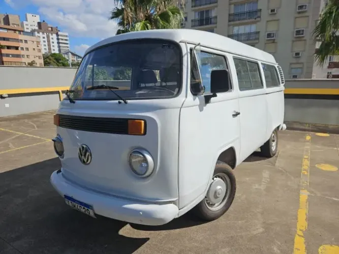 Volkswagen Kombi Usados e Novos
