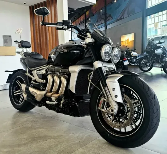 Motos Triumph Rocket III GT 2500cc no Brasil