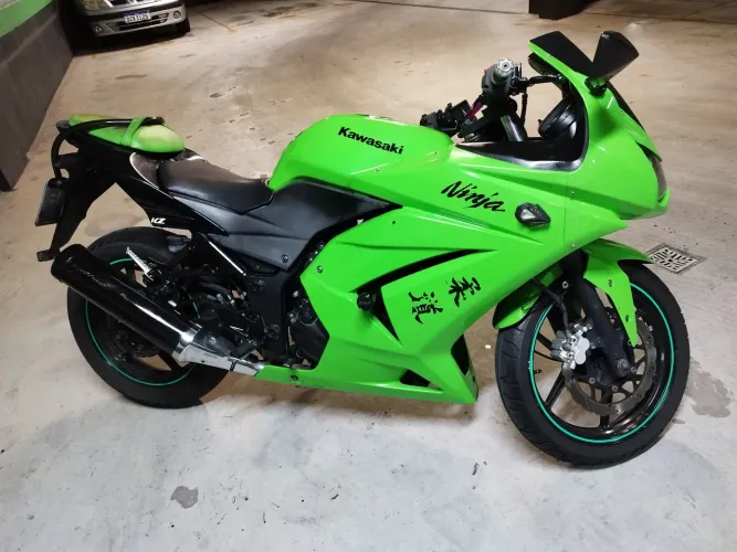 Motos Kawasaki Ninja 250r no Brasil