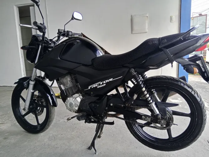 Motos Yamaha YBR 150 Factor Ed/flex no Brasil