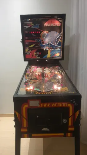 "pinball" no Brasil