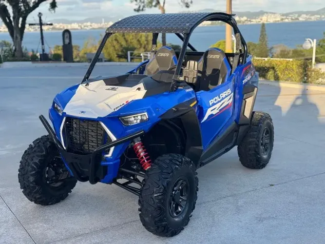 Motos Polaris RZR no Brasil