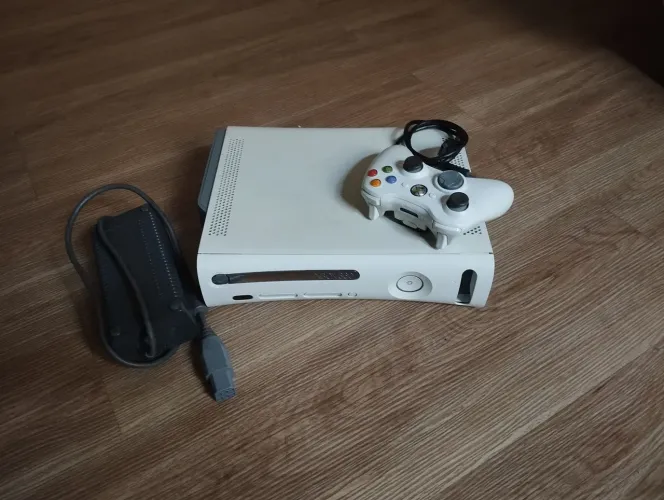 "xbox 360 fat" - Consoles de Vídeo Game no Brasil