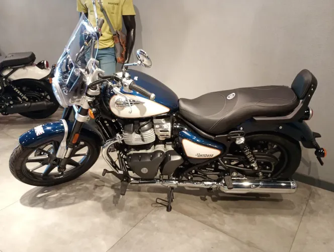 Motos Royal Enfield Super Meteor no Brasil