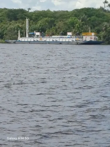 "balsa flutuante" no Brasil
