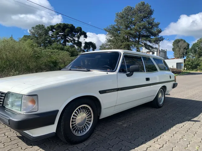 Chevrolet Caravan Comodoro 4.1/2.5 Usados e Novos