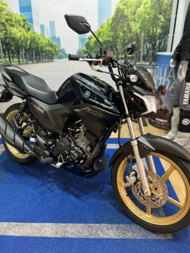 Motos Yamaha YBR 150 Factor DX Flex no Brasil