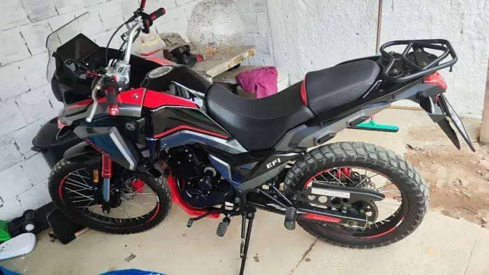 Motos Shineray SHI 250 no Brasil