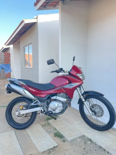 Motos Honda NX 400i Falcon no Brasil