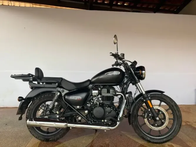 Motos Royal Enfield Meteor Stellar 350cc ABS no Brasil