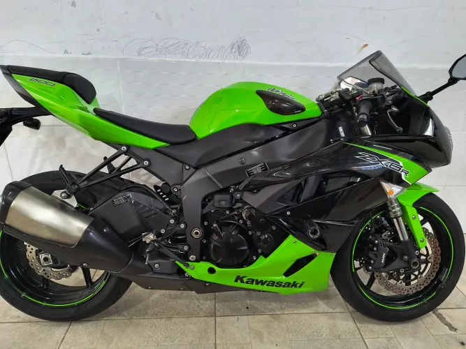Motos Kawasaki Ninja Zx-6r 600cc no Brasil