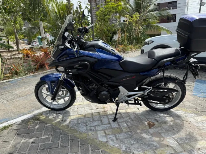 Motos Honda NC 750x/ 750x ABS no Brasil