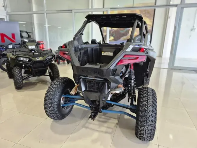 Motos Polaris RZR no Brasil