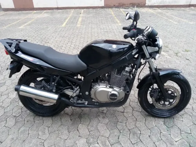 Motos Suzuki GS no Brasil