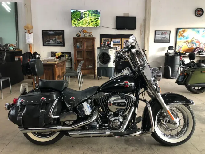 Motos Harley Davidson Heritage Softail Classic Flstc 2017 No Brasil