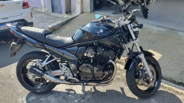 Motos Suzuki Bandit N-600/ 650 no Brasil
