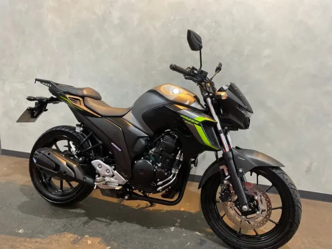 Motos Yamaha FZ25 2024 no Brasil