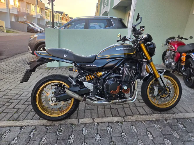 Motos Kawasaki Z 900 R Edition no Brasil