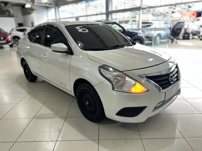 Nissan Versa 2016 Usados e Novos