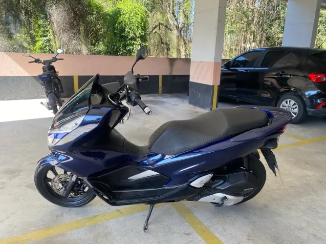 Motos Honda PCX 2022 no Brasil