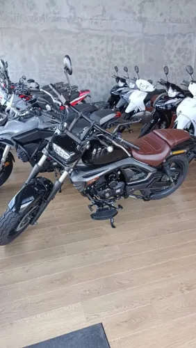 Motos Shineray IRON 250 EFI no Brasil