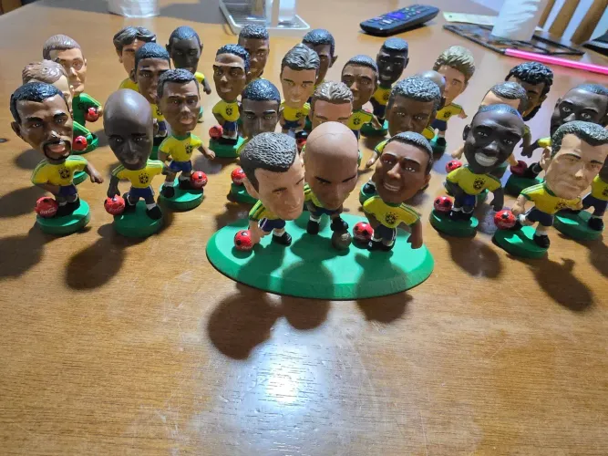 "mini craque da copa" no Brasil