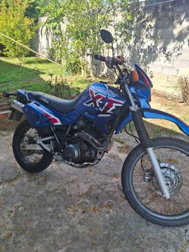 Motos Yamaha XT 600 E no Brasil