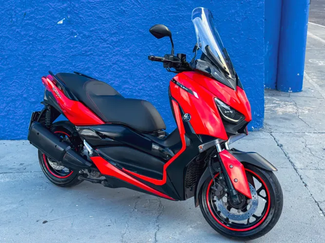 Motos Yamaha XMax 2024 no Brasil