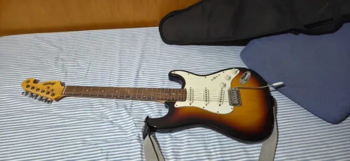 "stratocaster sunburst" no Brasil