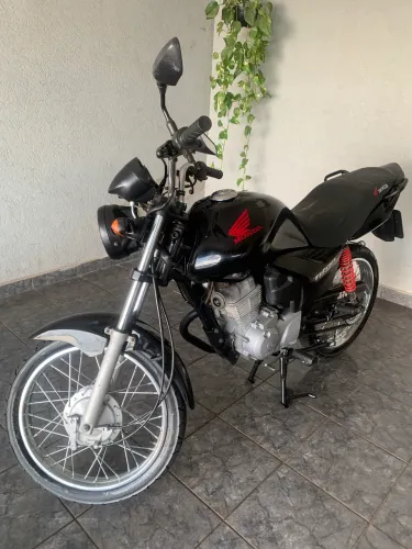 Motos Honda CG 150 FAN Esi/ 150 FAN ESI Flex no Brasil