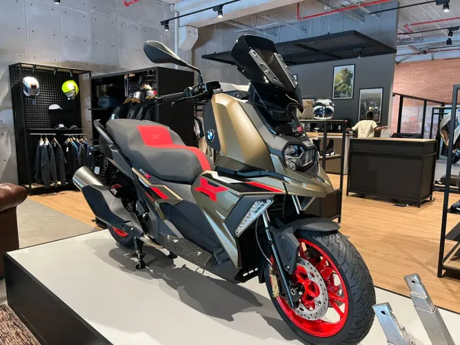 Motos BMW C 400 X no Brasil
