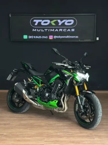 Motos Kawasaki Z 900 R Edition no Brasil