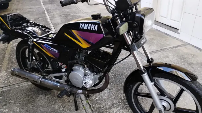 Motos Yamaha RD 135 no Brasil