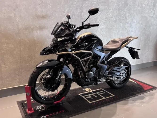 Motos Zontes T 350 X no Brasil