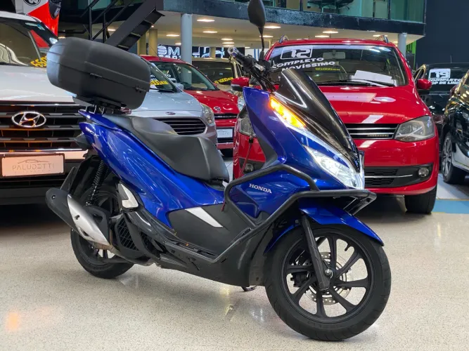 Motos Honda PCX 2022 no Brasil