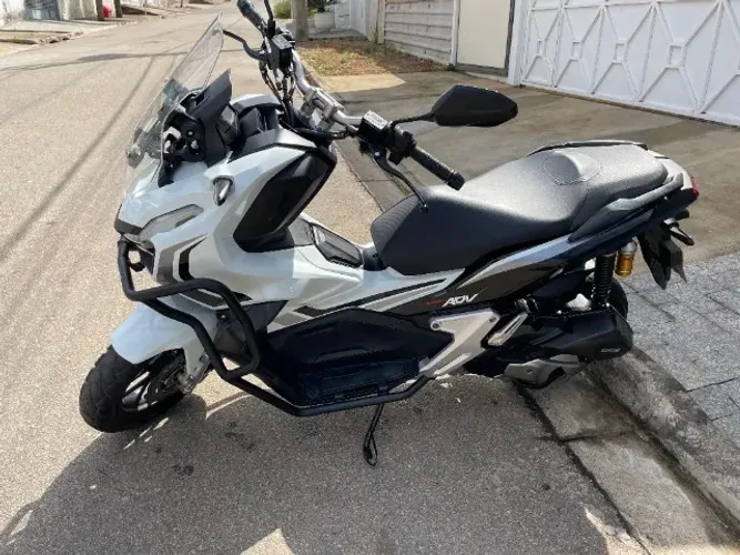 Motos Honda ADV no Brasil