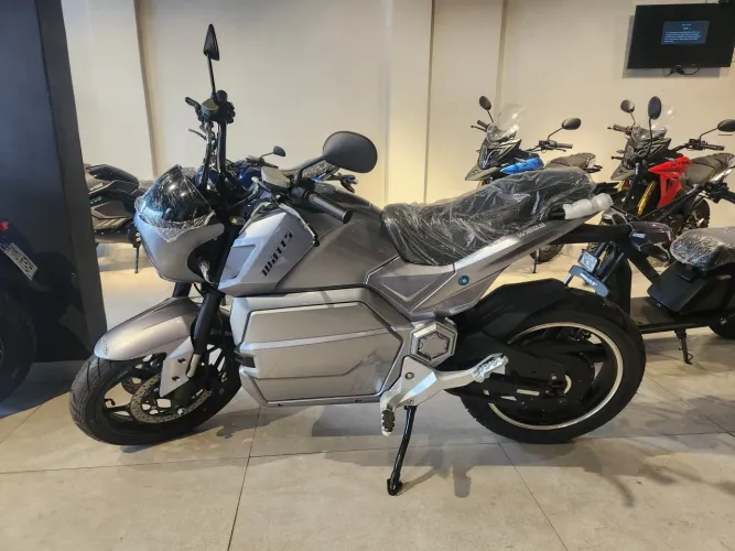 Motos Watts no Brasil