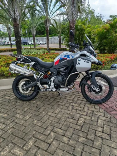 Motos BMW F 900 GS Adventure Plus no Brasil