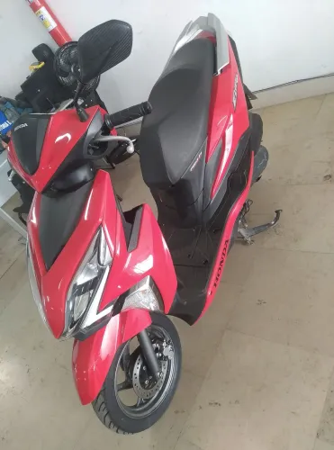 Motos Honda Elite no Brasil