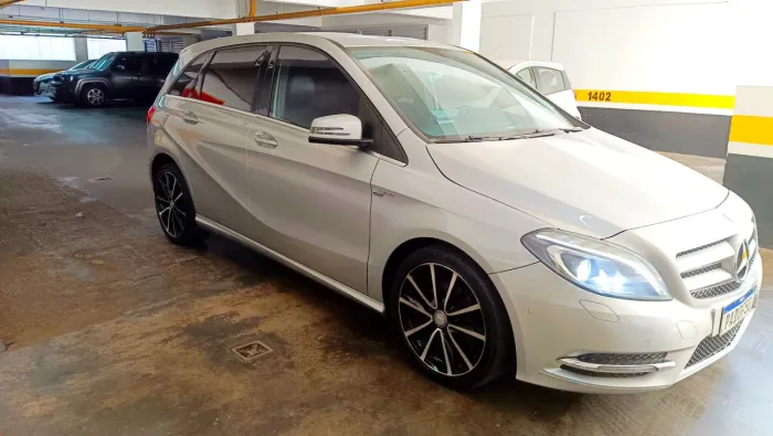 "mercedes b200" no Brasil