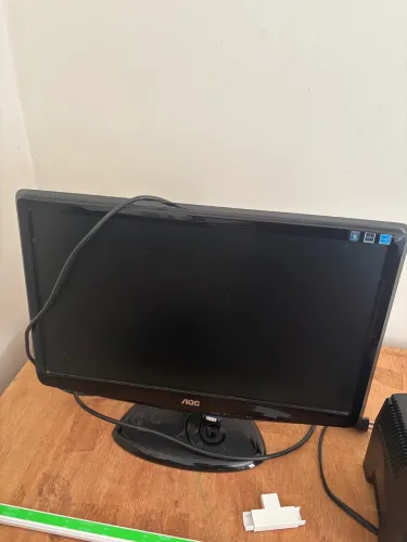 "monitor aoc 18 polegadas" - Monitores no Brasil