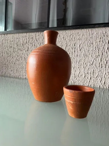 "jarro de barro" no Brasil