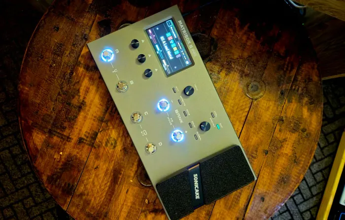 "pedaleira" - Instrumentos musicais no Brasil