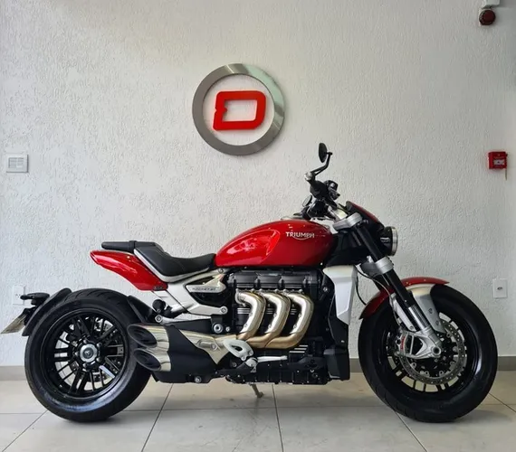 Motos Triumph Rocket III R 2500cc no Brasil