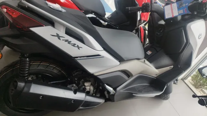 Motos Yamaha XMax 250 ABS 2025 no Brasil