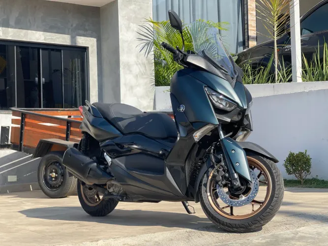 Motos Yamaha XMax 2024 no Brasil
