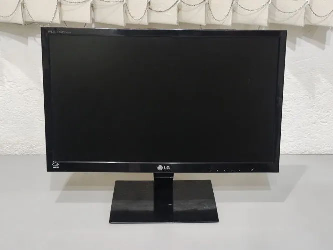 "monitores de 20 polegadas" - Monitores no Brasil