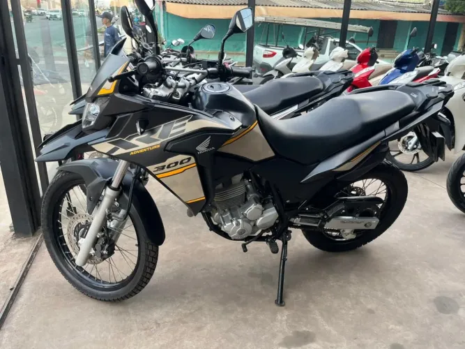 Motos Honda XRE 300 Adventure Flex no Brasil