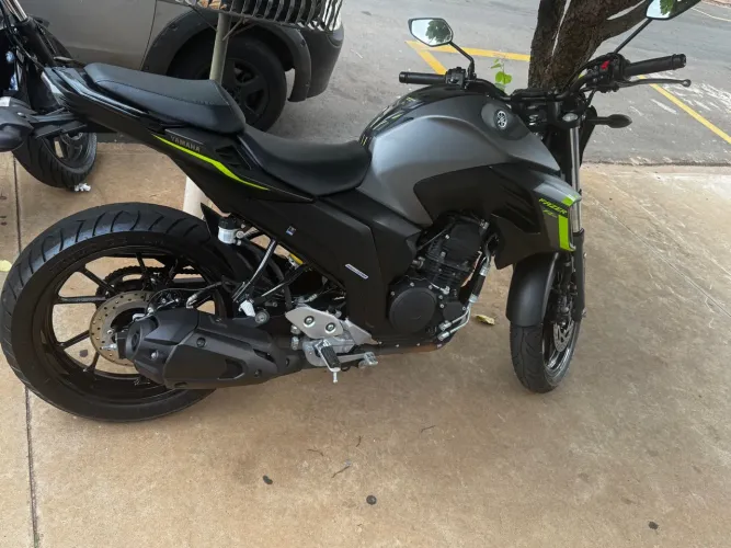 Motos Yamaha FZ25 2024 no Brasil