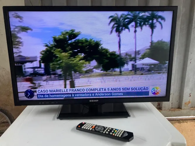 "tv de led 32 polegadas smart" - TVs no Brasil